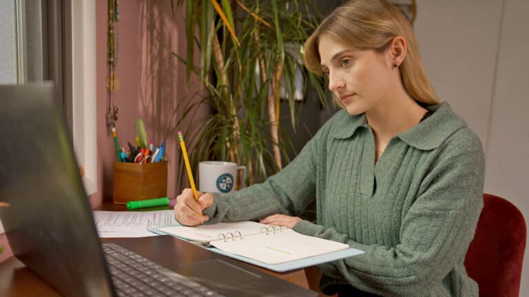 Falling Behind? Follow These 6 Tips for Catching Upon Your Schoolwork ...